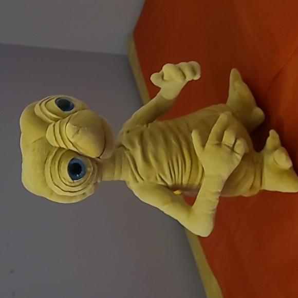 ET Alien | Toys | Vintage Et Movie Character Plush Stuff Alien | Poshmark